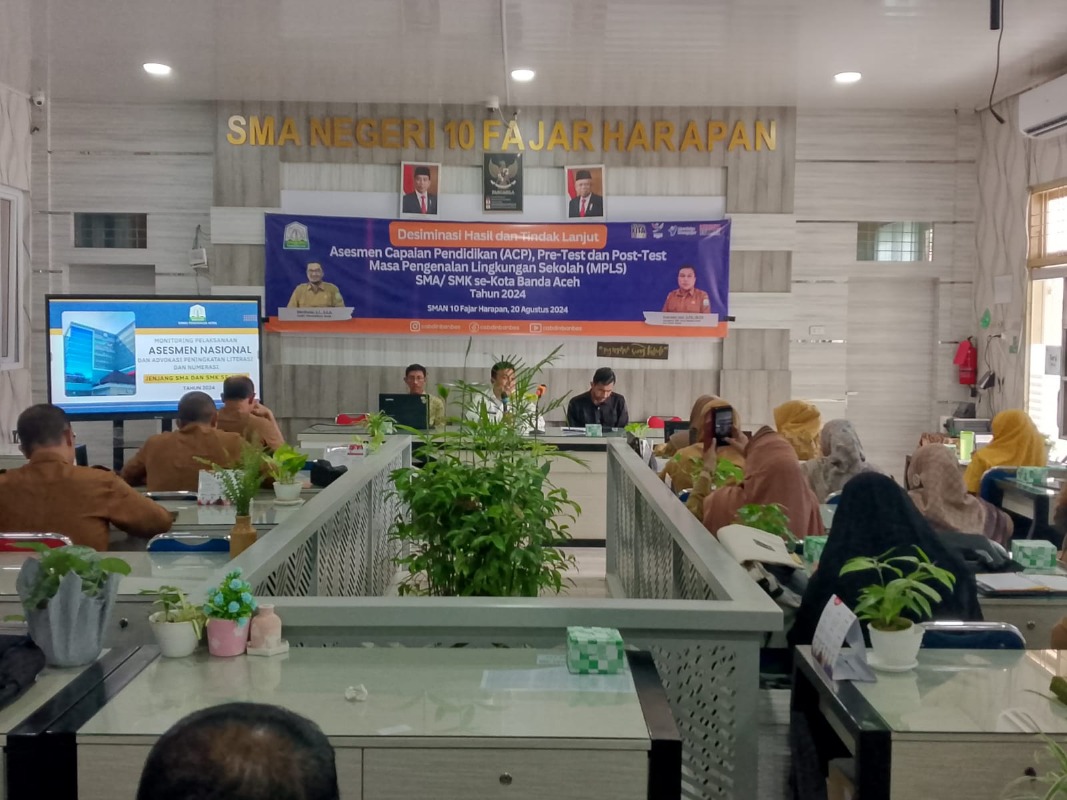 “Guru harus mampu menganalisis Capaian Pembelajaran (CP), melakukan ...