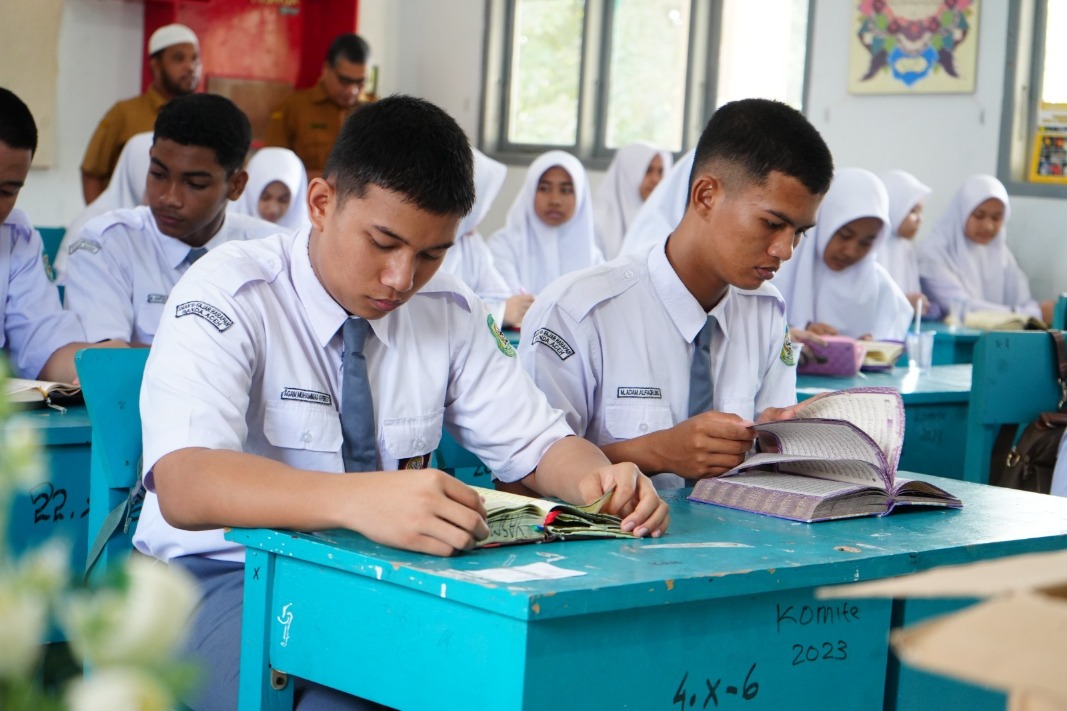 Daftar Galeri Gambar Dokumentasi Kepala Dinas Pendidikan Aceh Tantang Sma Fajar Harapan Menuju ...