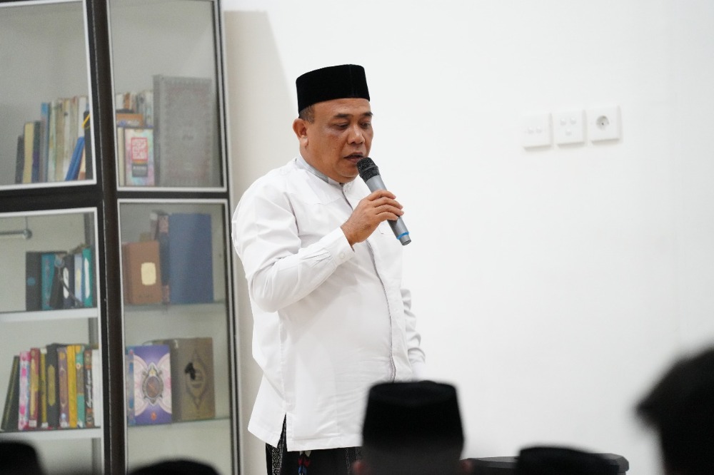 Subuh Berjamaah dan Tausiah Inspiratif Bersama Kadisdik Aceh di Sekolah ...